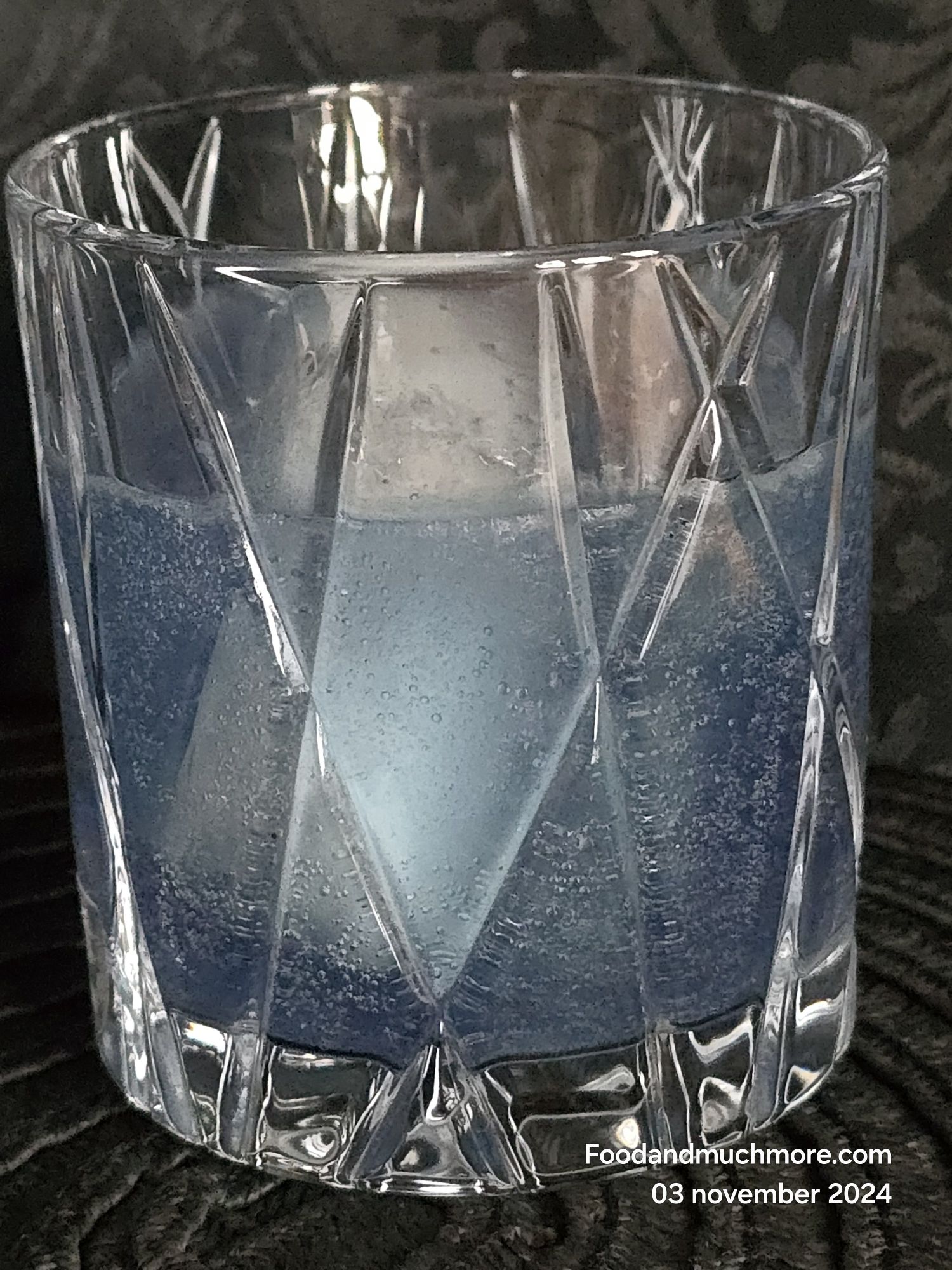 Blue Moon - Food And Much More