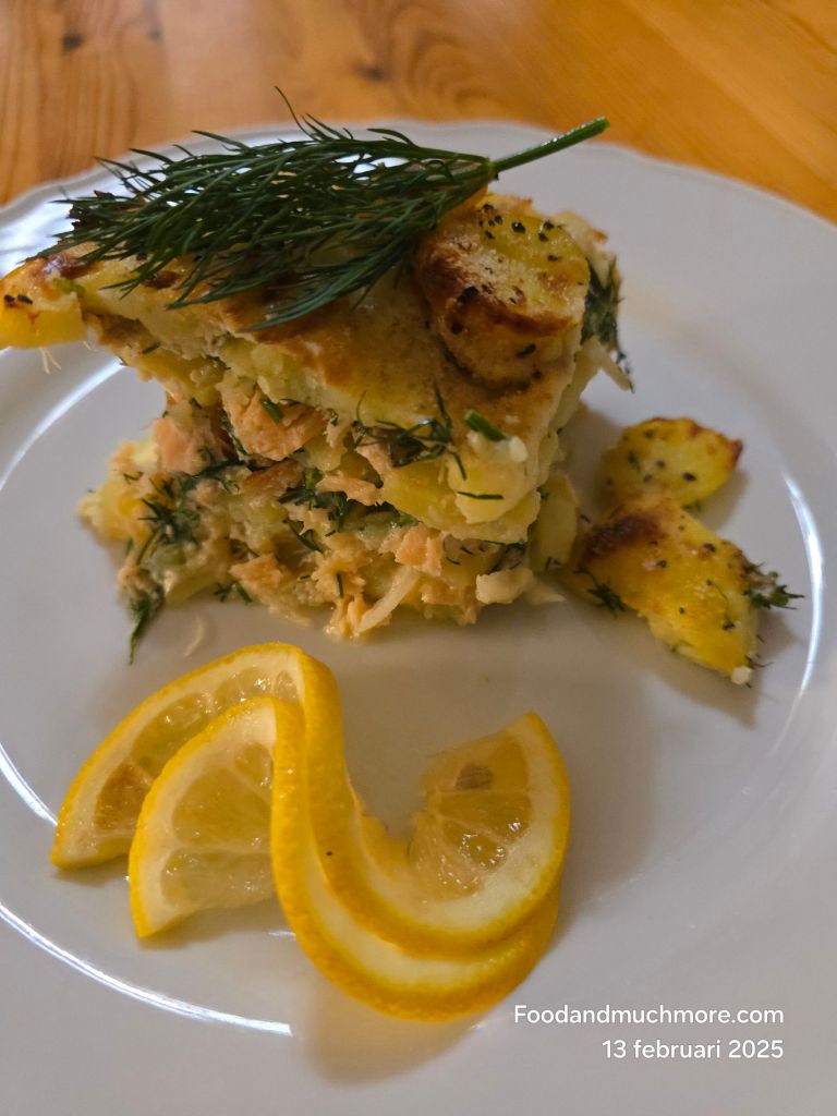 Laxpudding med Rökt Lax – Ett Klassiskt Svenskt Recept - Food And Much More